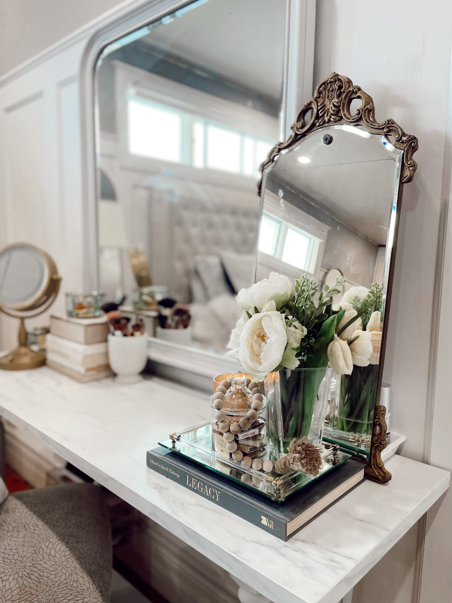Vanity Table DIY | This Little Estate